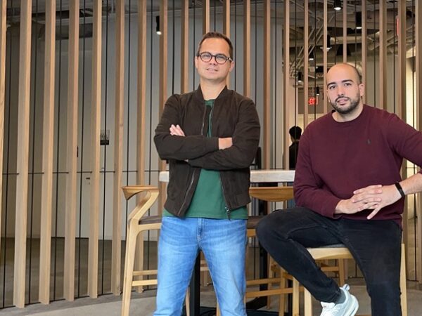 Ghana's Kofa unveils game-changing battery swap network for e-bikes ...