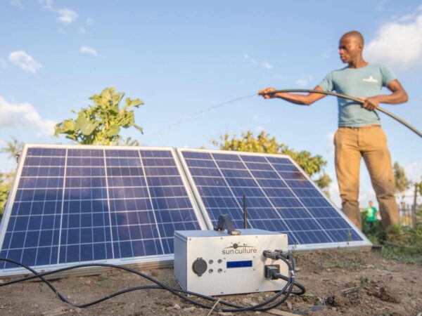 Ghana's Kofa unveils game-changing battery swap network for e-bikes ...